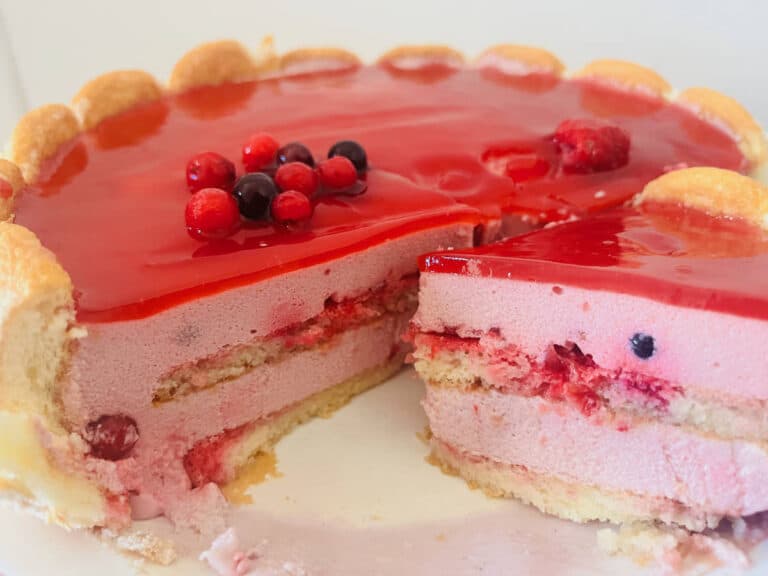 Classic French cakes to enjoy